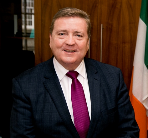 Santa comes early for Minister of State Pat Breen – The Clare Echo News