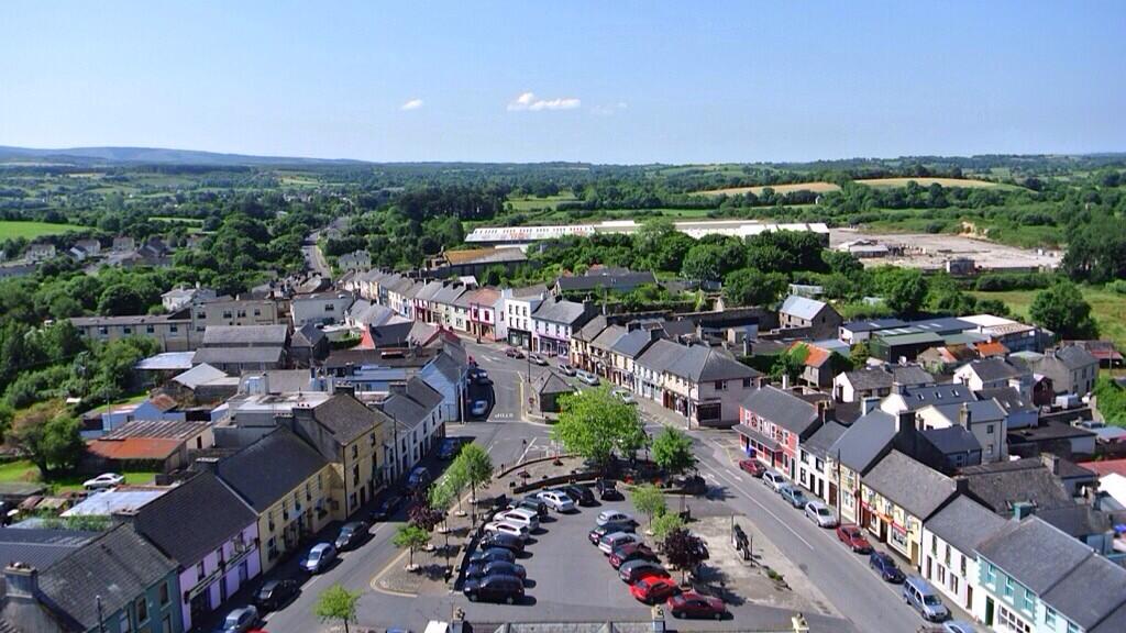 Scariff businesses ‘at risk of closing due to lack of parking’ – The ...