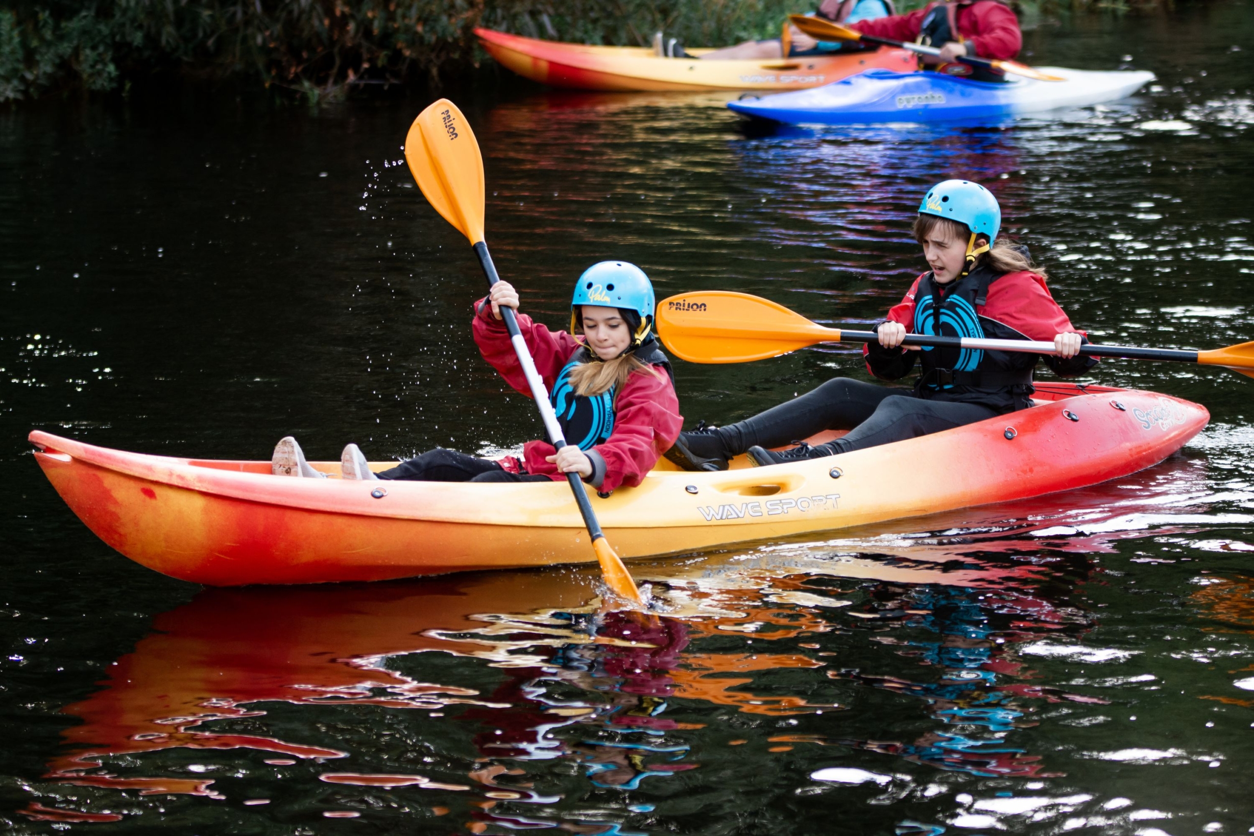 Kayak Le Chéile makes a splash in River Fergus - Clare Echo