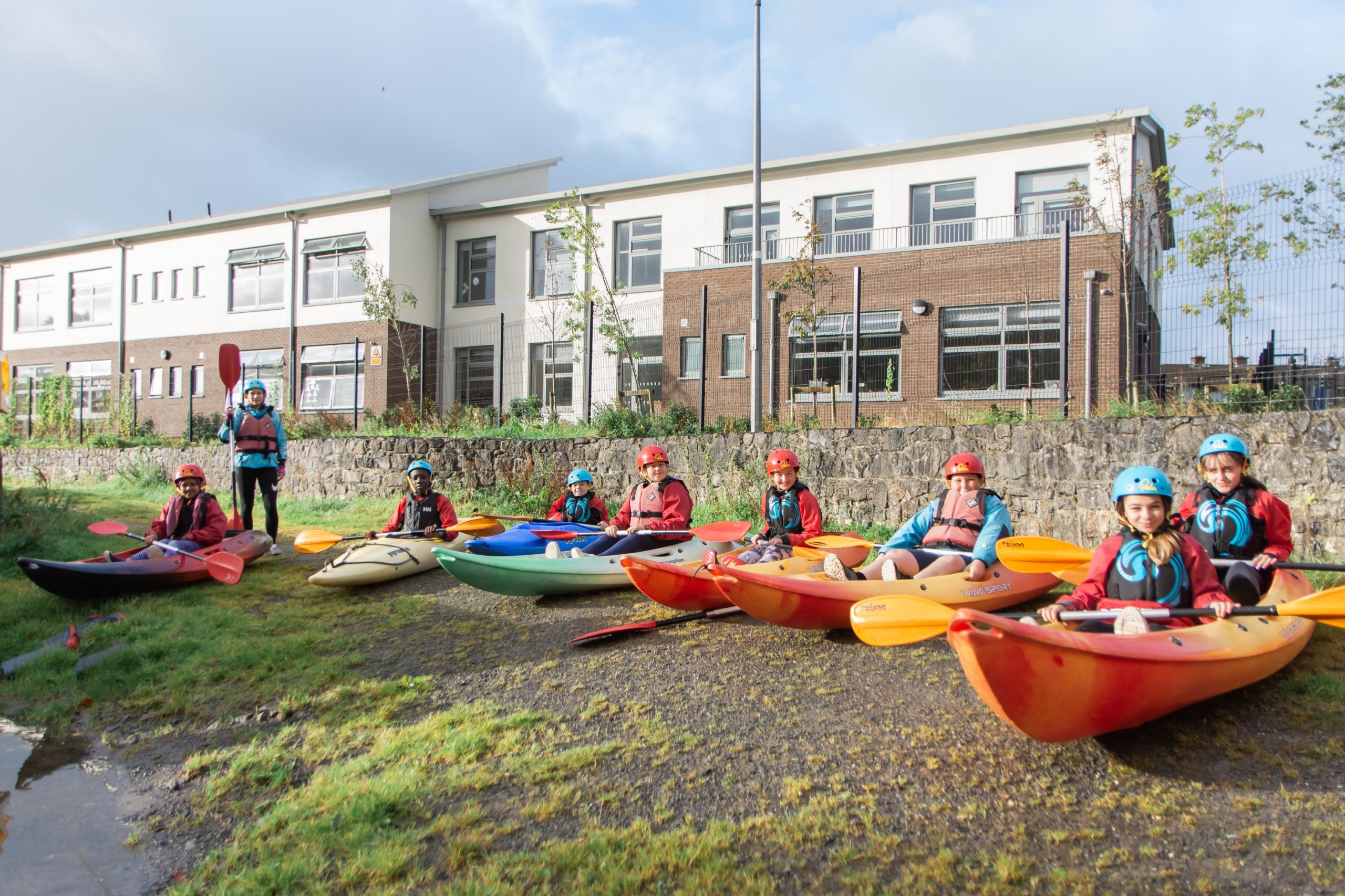 Kayak Le Chéile makes a splash in River Fergus - Clare Echo