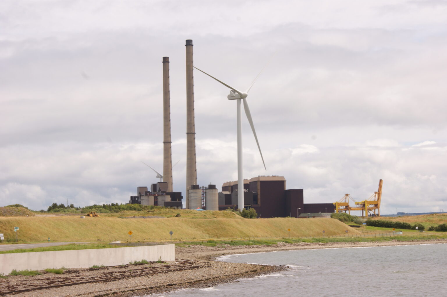 Moneypoint to convert from coal to oil & decommissioning delayed ...