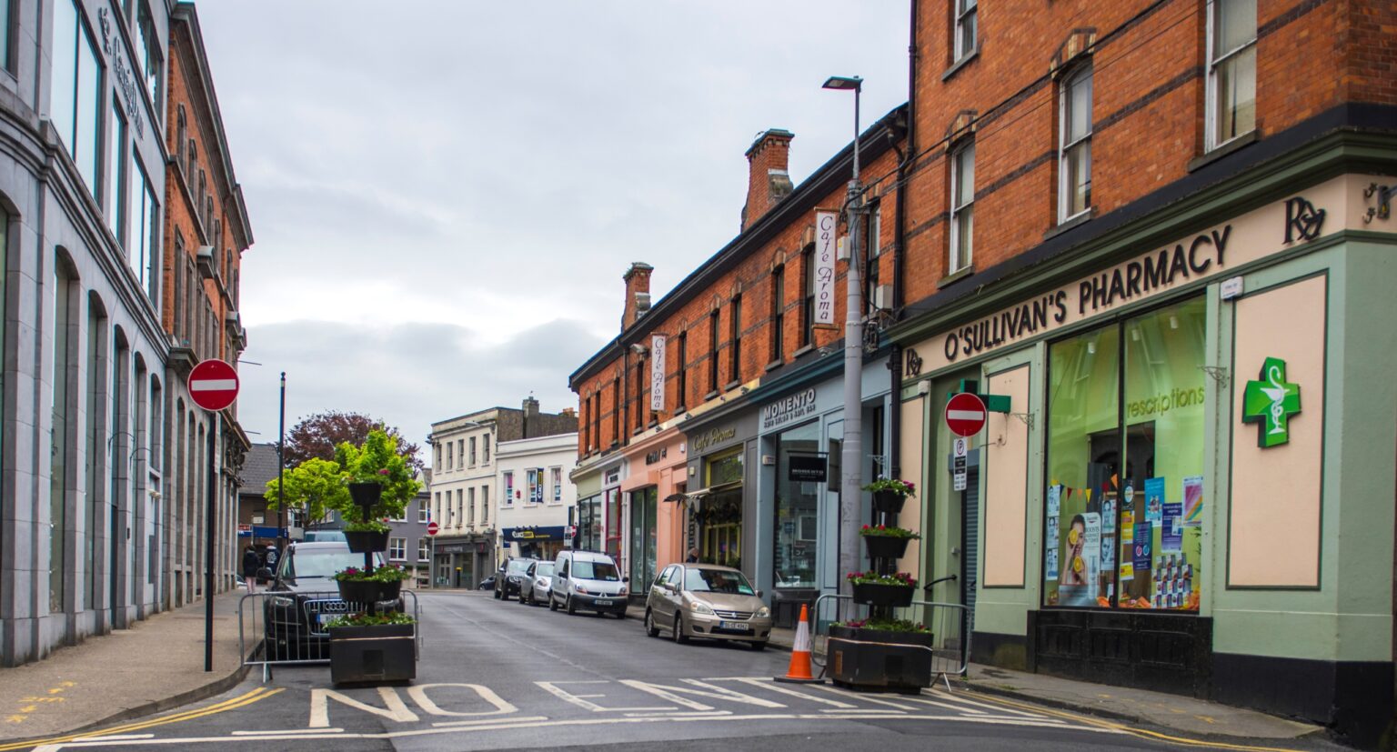 Ennis keeps top ten spot in latest litter survey - Clare Echo