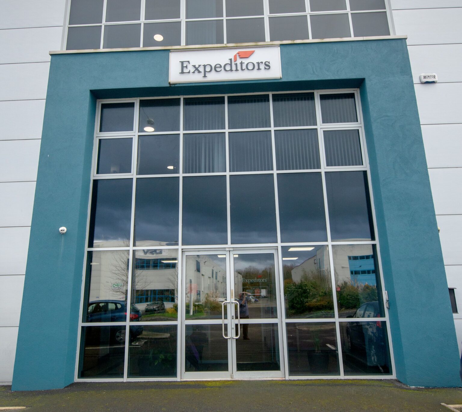 'In bad times we do not lay people off' - Expeditors stand by Shannon ...