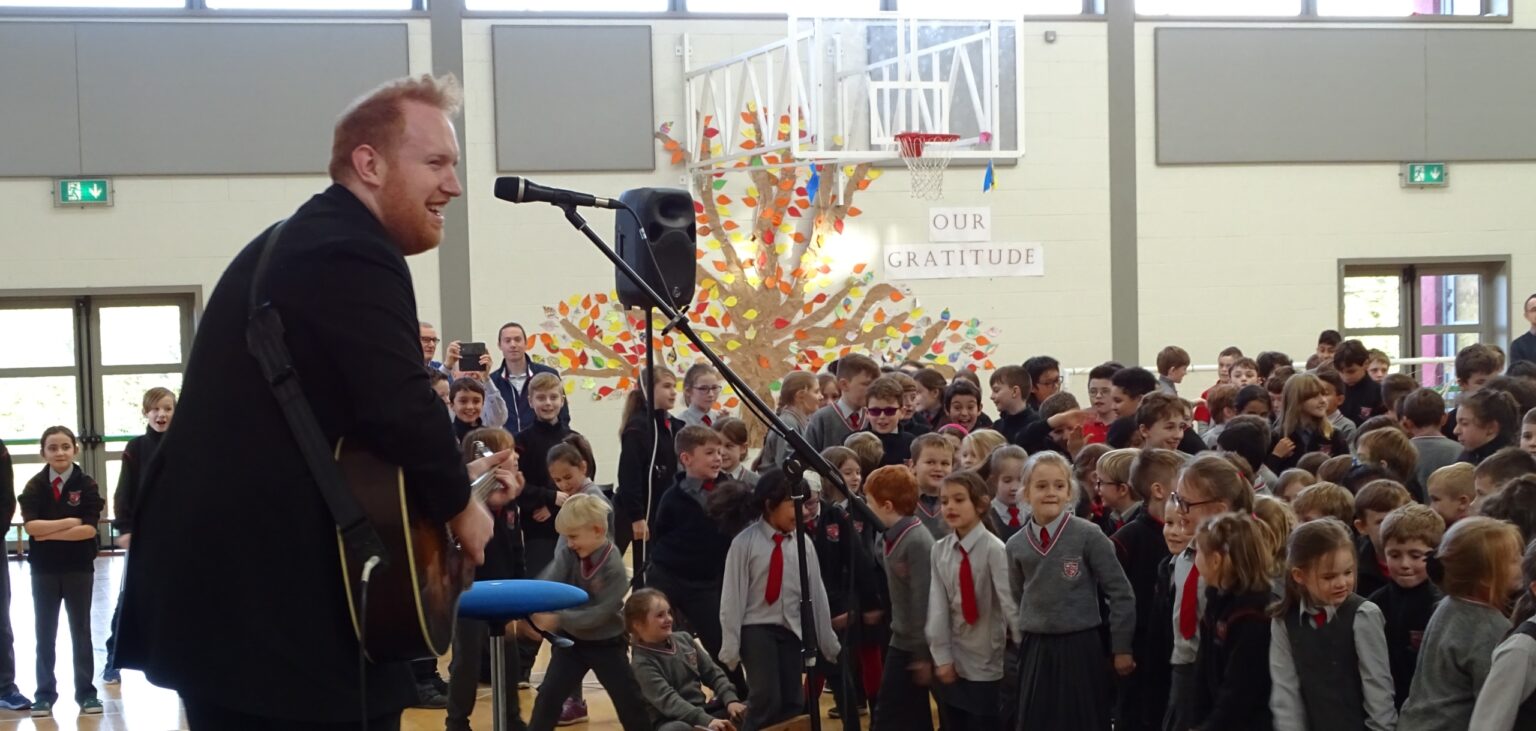 Gavin James surprises students & staff of Ennis National - Clare Echo