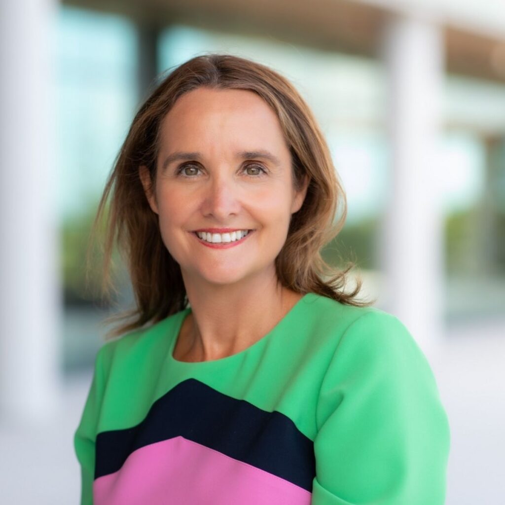 Anne Sheehan's Instagram, Twitter & Facebook on IDCrawl