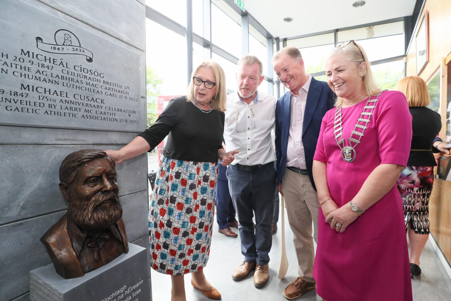 Bronze bust of Michael Cusack unveiled in Carron by McAleese - Clare Echo