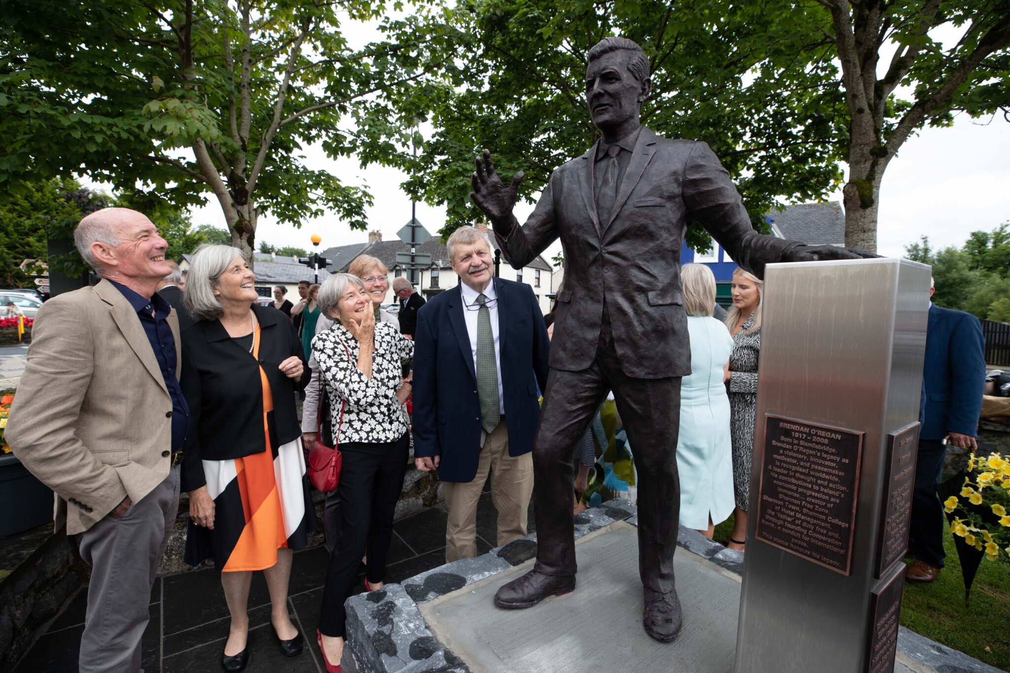 'Brendan O'Regan's legacy will never die' - life-size statue to iconic ...