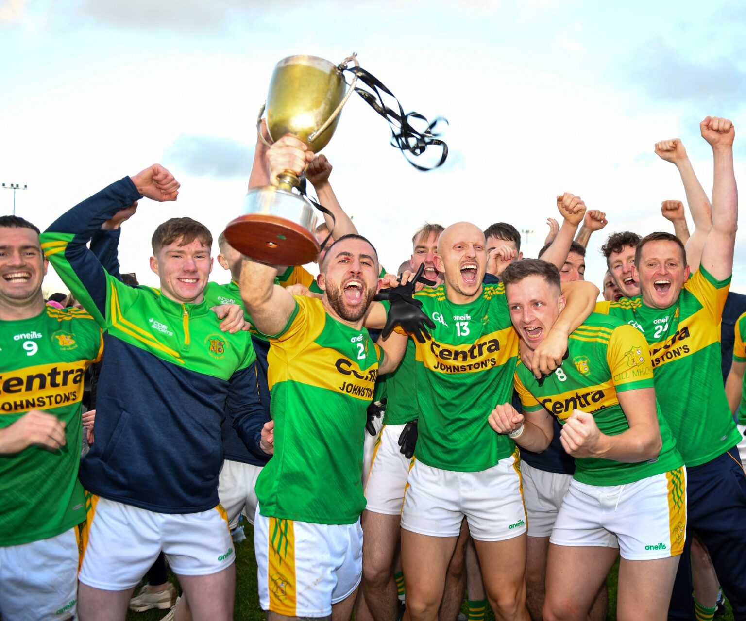 Dillon does the business with Kilmihil on beloved Doonbeg sod - Clare Echo