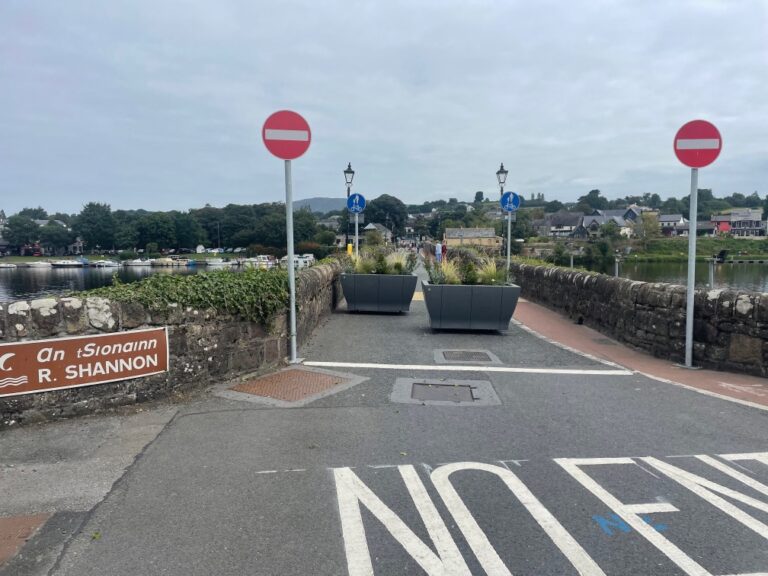 Old Killaloe Ballina bridge to be pedestrianised permanently - Clare Echo
