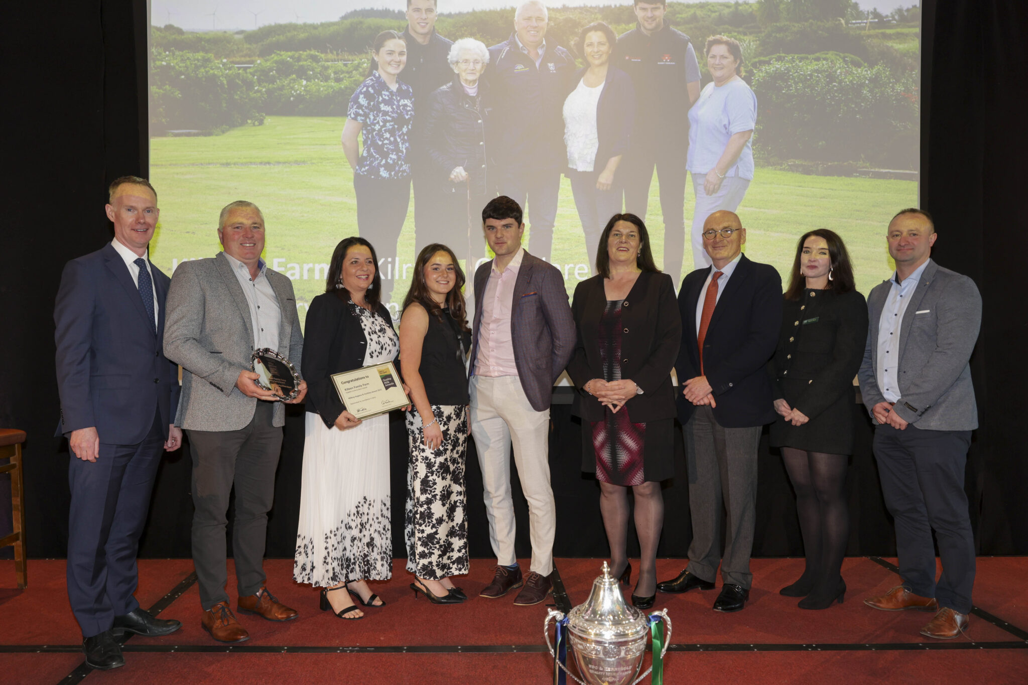 Killeens of Doonbeg win national farming award - Clare Echo